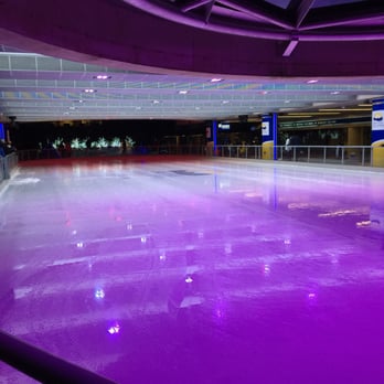 THE ROBSON SQUARE ICE RINK - Updated December 2025 - 48 Photos & 36 ...