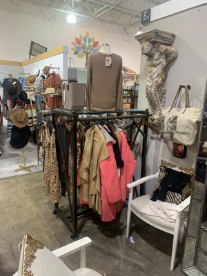 PAINTED TREE BOUTIQUES - MEMPHIS - Updated January 2026 - 42 Photos ...