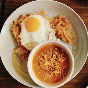 PINTOH - Updated January 2026 - 34 Photos - 21 John St N, Hamilton ...