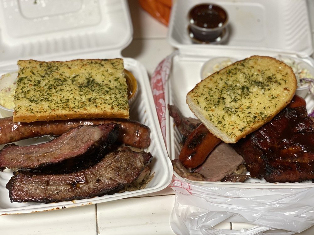 SAM’S BAR-B-QUE - Updated May 2024 - 987 Photos & 1320 Reviews - 1110 S ...