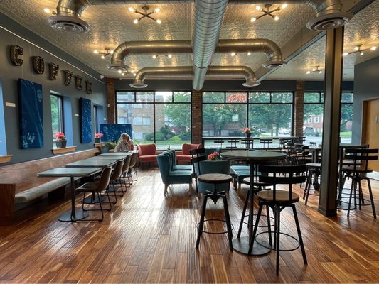 METROPOLITAN COFFEE - 156 Photos & 103 Reviews - 4744 Broadview Rd ...