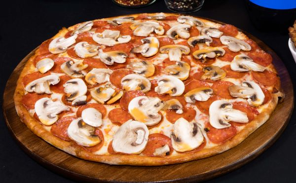 DELISH PIZZA - Updated October 2025 - 65 Photos & 58 Reviews - 933 ...