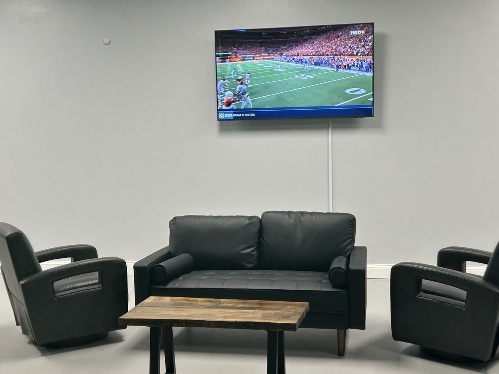 IGOLF PRO - Updated January 2026 - 551 S Otterbein Ave, Westerville ...