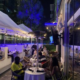 VICTORY RESTAURANT & LOUNGE - Updated December 2024 - 680 Photos & 405 ...