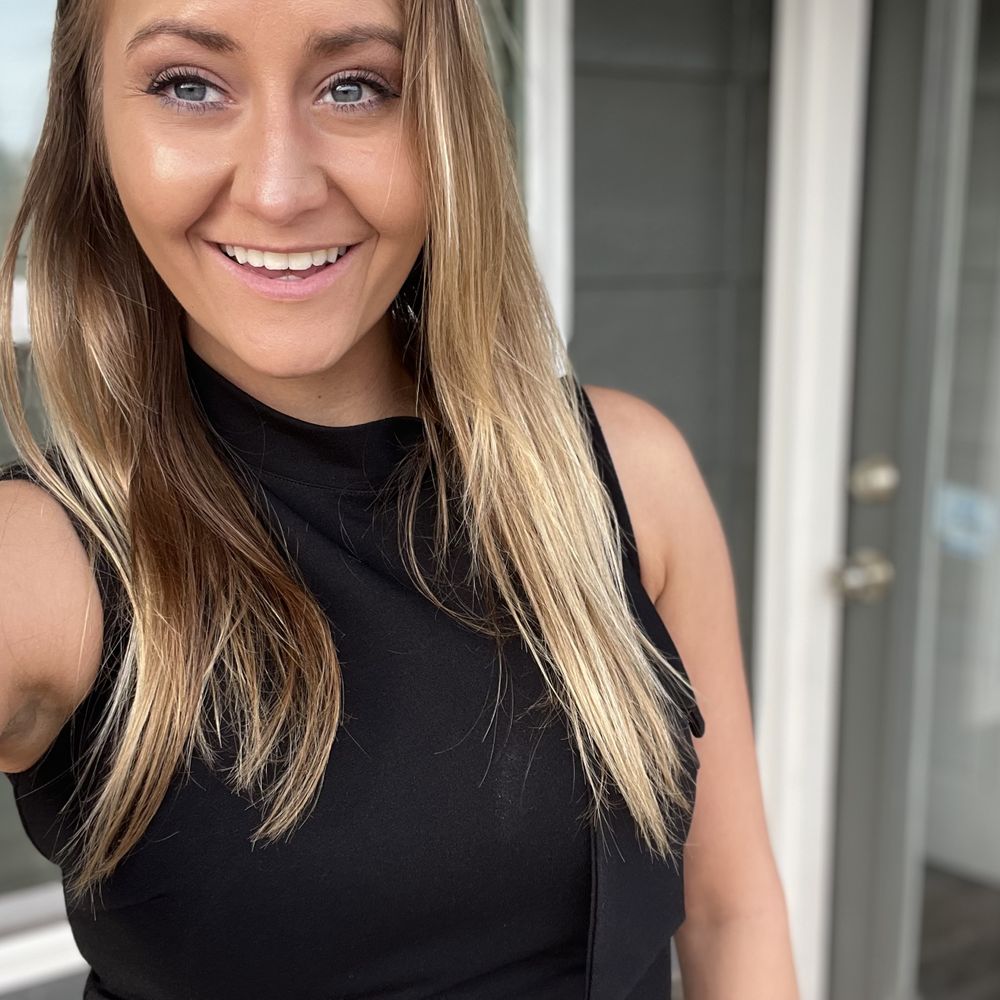 Jennifer Walling's Instagram, Twitter & Facebook on IDCrawl