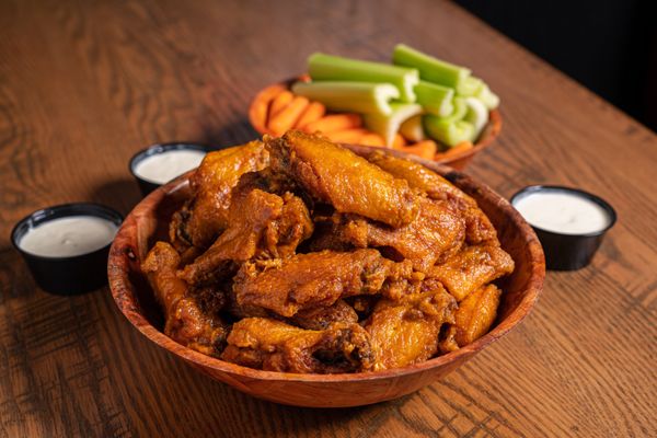 DUFF’S FAMOUS WINGS - Updated December 2025 - 71 Photos & 31 Reviews ...
