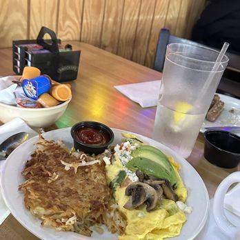 CRONIES SPORTS GRILL - Updated December 2025 - 200 Photos & 282 Reviews ...