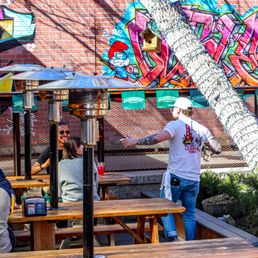 RECESS BEER GARDEN - Updated October 2025 - 337 Photos & 405 Reviews ...