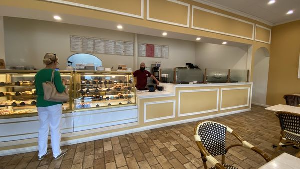 GIO’S BAKERY & CAFE - Updated August 2024 - 36 Photos & 31 Reviews - 711 Foothill Blvd, La ...