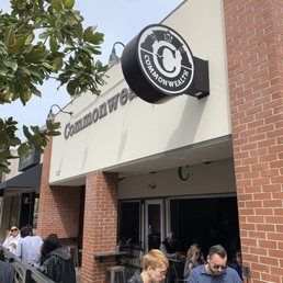 COMMONWEALTH - Updated 05/2025 - 804 Photos & 1207 Reviews - 1022 11th ...