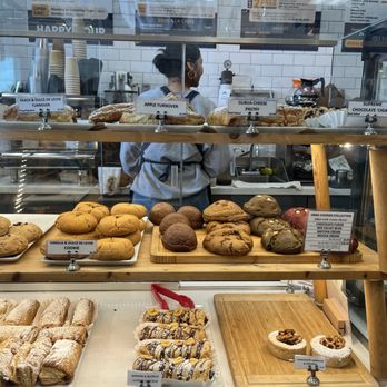 OBRA HANDBAKERY - Updated August 2025 - 2085 Photos & 1114 Reviews ...