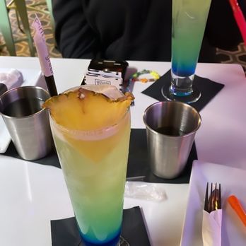 DIVE BAR LIC - Updated October 2025 - 285 Photos & 105 Reviews - 33-10 ...