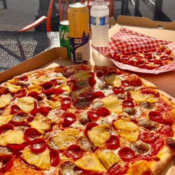 LOOSIES PIZZA - Updated September 2025 - 185 Photos & 220 Reviews - 300 ...