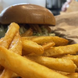 LOOPERS PAR & GRILLE - Updated July 2025 - 100 Cooper Ln, Palm Coast ...