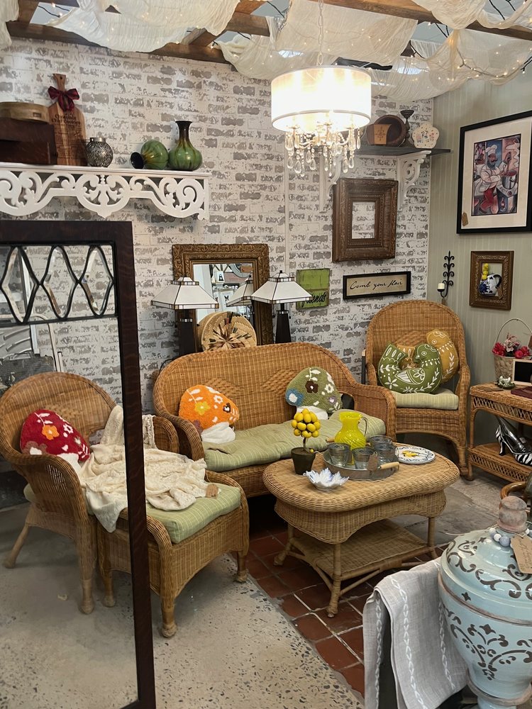 BLACK BEAR ANTIQUES AND INTERIORS - Updated December 2025 - 4177 E 1st ...