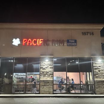 PACIFIC RIM THAI KITCHEN - Updated December 2025 - 333 Photos & 505 ...
