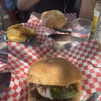 MONO - Updated December 2025 - 53 Photos & 19 Reviews - 2110 rue ...