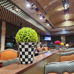 CHIT CHAT DINER - Updated April 2025 - 917 Photos & 894 Reviews - 515 ...