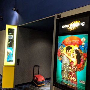 CINEPLEX CINEMAS KITCHENER AND VIP - 32 Photos & 11 Reviews - 225 ...