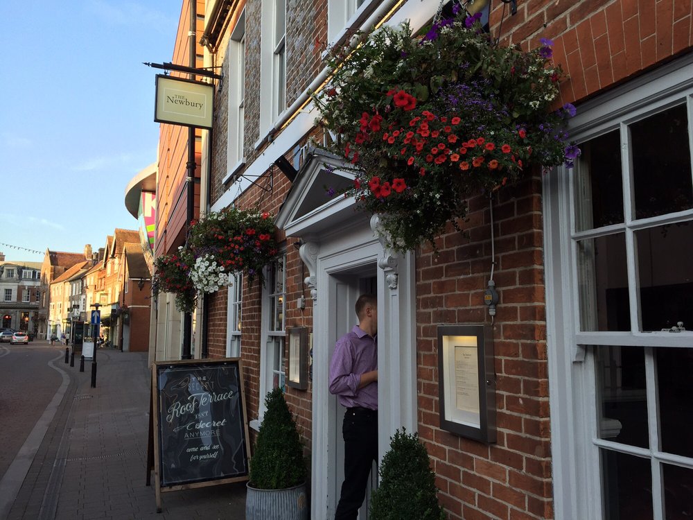 THE NEWBURY - Updated February 2025 - 137 Bartholomew Street, Newbury ...