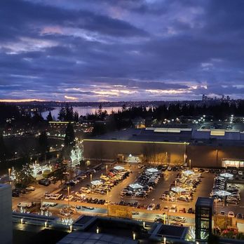 W BELLEVUE - Updated July 2025 - 418 Photos & 135 Reviews - 10455 NE ...