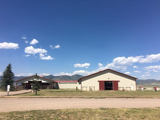 LITTLE RAVEN RANCH - Updated July 2025 - 12 Photos - 9609 N Roxborough ...