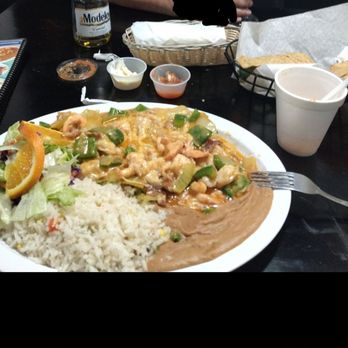 MARISCOS EL PERIHUETE - 383 Photos & 460 Reviews - 16600 Paramount Blvd ...