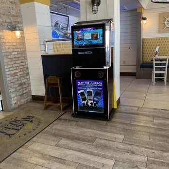 RUSTY REEL - Updated October 2025 - 39 Photos & 28 Reviews - 2006 N ...