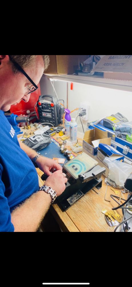 J&J LOCK AND KEY - Updated December 2025 - Corona, California - Keys ...