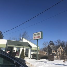 TUCKERS - Updated July 2025 - 155 Photos & 408 Reviews - 1328 Hooksett ...