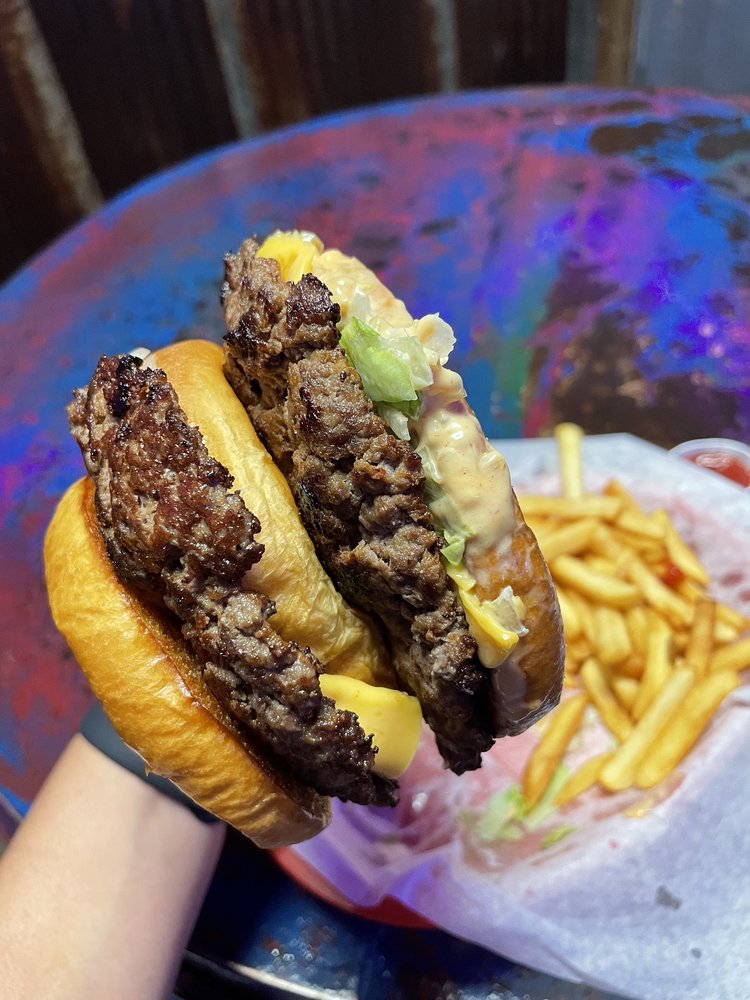 ORIGINAL SLAP BURGER - 12 Photos - 2483 Burgundy St, New Orleans ...