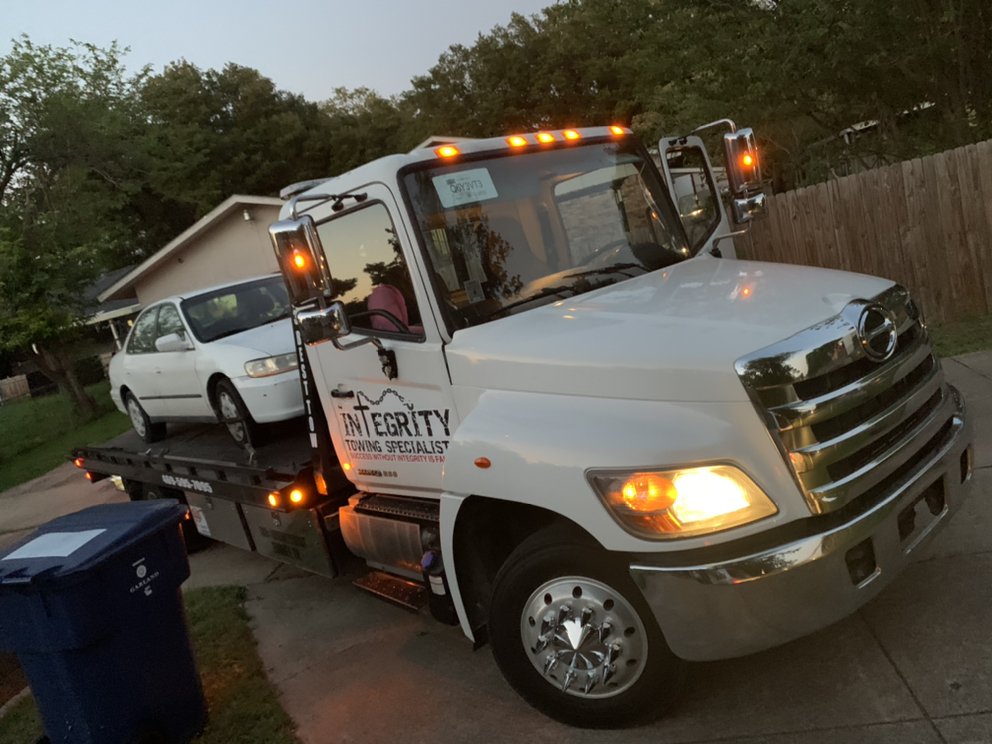 INTEGRITY TOWING SPECIALISTS - Updated May 2025 - 30 Photos - Forney ...