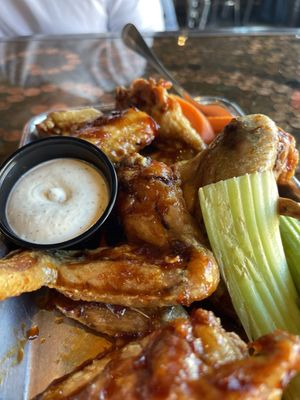 TWO DOGS TAPHOUSE - Updated October 2025 - 132 Photos & 109 Reviews ...