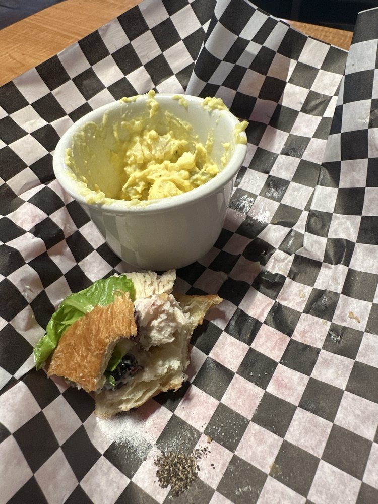 KEL’S CAFE - Updated October 2025 - 10 Photos - 1909 Hewitt Ave ...