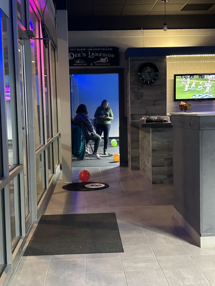 DEE’S LAKESIDE BILLIARDS - Updated December 2025 - 15 Photos - 5202 ...