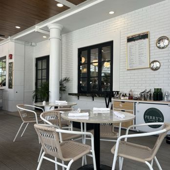 PERRY’S PORCH - Updated July 2025 - 269 Photos & 94 Reviews - 335 2nd ...