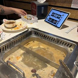 UPIN HOT POT - Updated October 2025 - 93 Photos & 56 Reviews - 8000 ...