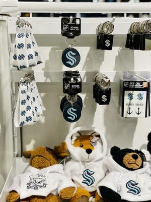 SEATTLE KRAKEN TEAM STORE - Updated September 2025 - 14 Photos - 515 ...