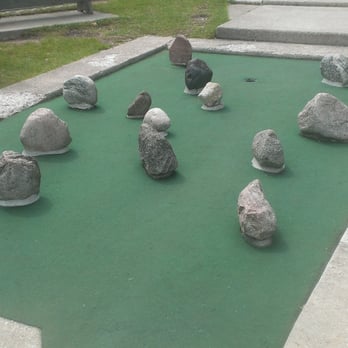 RED PUTTER MINI GOLF - Updated September 2025 - 26 Photos & 48 Reviews ...