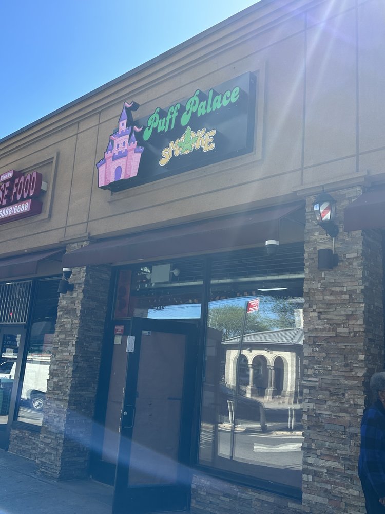 PUFF PALACE SMOKE SHOP - Updated August 2025 - 125 Westchester Sqare, New York, New York ...