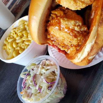 LEGEND HOT CHICKEN LAKEWOOD - Updated October 2025 - 476 Photos & 421 ...