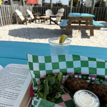 BONZER SHACK - Updated June 2025 - 243 Photos & 289 Reviews - 1200 S Virginia Dare Trl, Kill ...