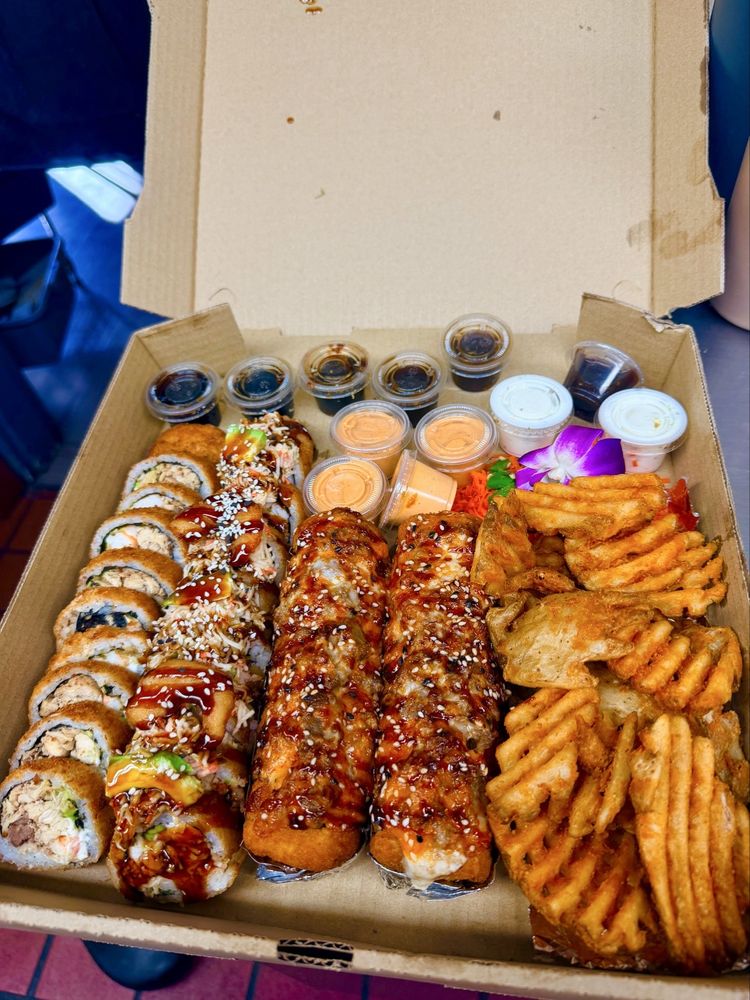 SUSHINO MEXICAN ROLL - Updated April 2026 - 14 Photos - 2041 N 7th St ...