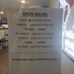 CARDZILLA COLLECTIBLES - 26 Photos & 31 Reviews - Toy Stores - 23840 ...