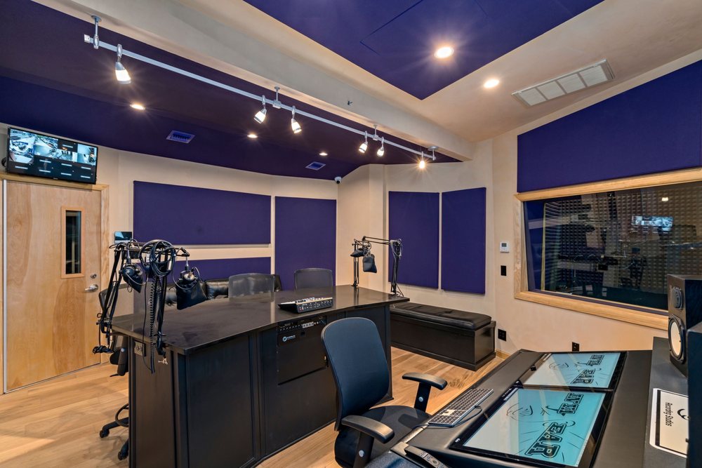 IN YA EAR RECORDING STUDIOS 【3812 30th St, Long Island City, New York ...