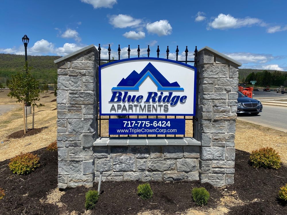 BLUE RIDGE APARTMENTS - Updated June 2024 - 16 Photos - 1140 Alexandra ...