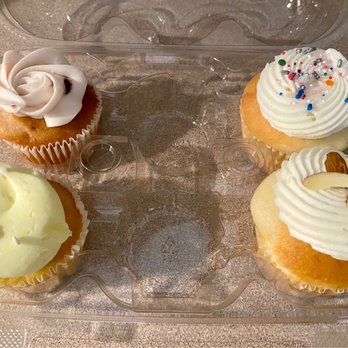 DAVE’S CAKES OF OMAHA - Updated November 2024 - 57 Photos & 15 Reviews ...