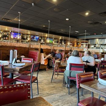 VESPA ITALIAN KITCHEN & BAR - Updated October 2025 - 1404 Photos & 708 ...