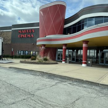 MARCUS ST. CHARLES CINEMA - Updated December 2025 - 97 Photos & 110 ...