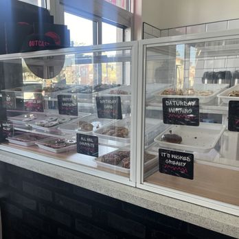 OUTCAST DOUGHNUTS - Updated June 2025 - 250 Photos & 148 Reviews - 104 ...